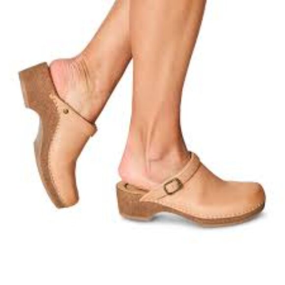 Aetrex | Shoes | New Aetrex Womens Natural Leather Beckie Cork Clog ...